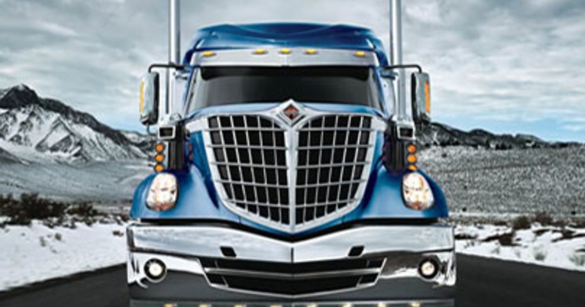 Ocean freight shipping for heavy equipment | FreightMonster